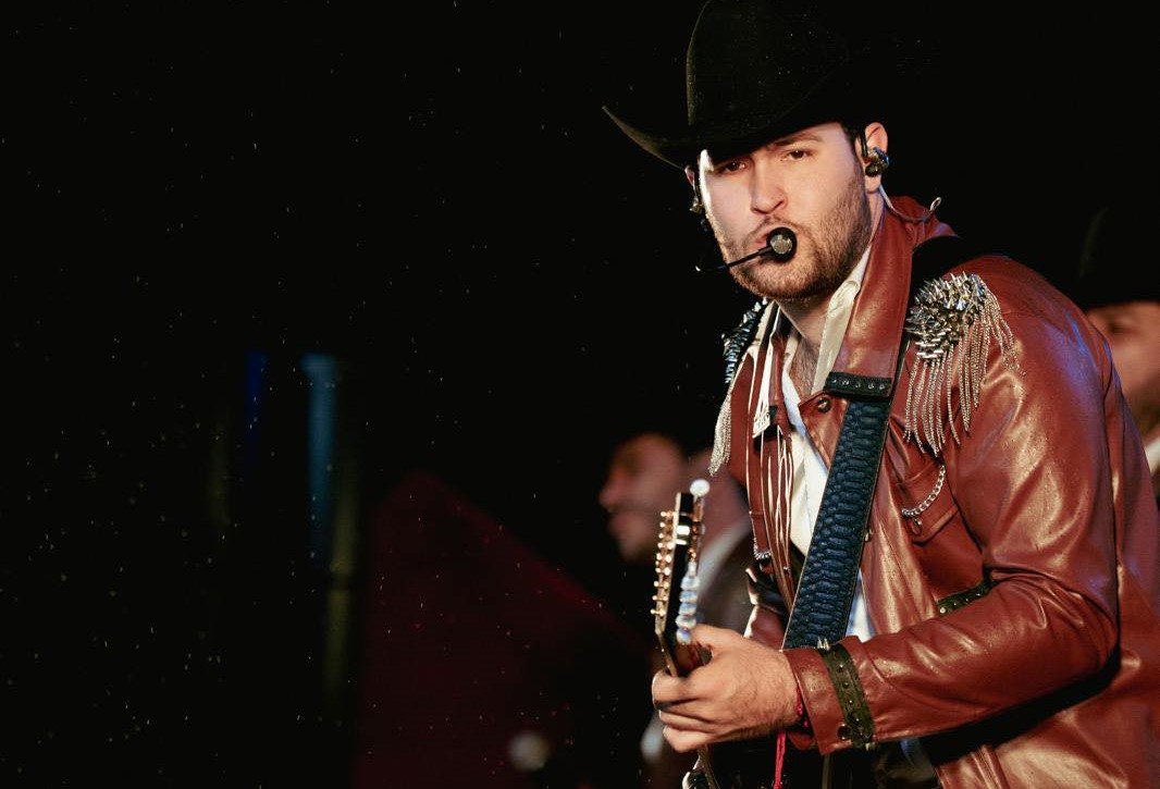 Tony Elizondo anuncia su salida definitiva de Calibre 50 | REVISTA IMX